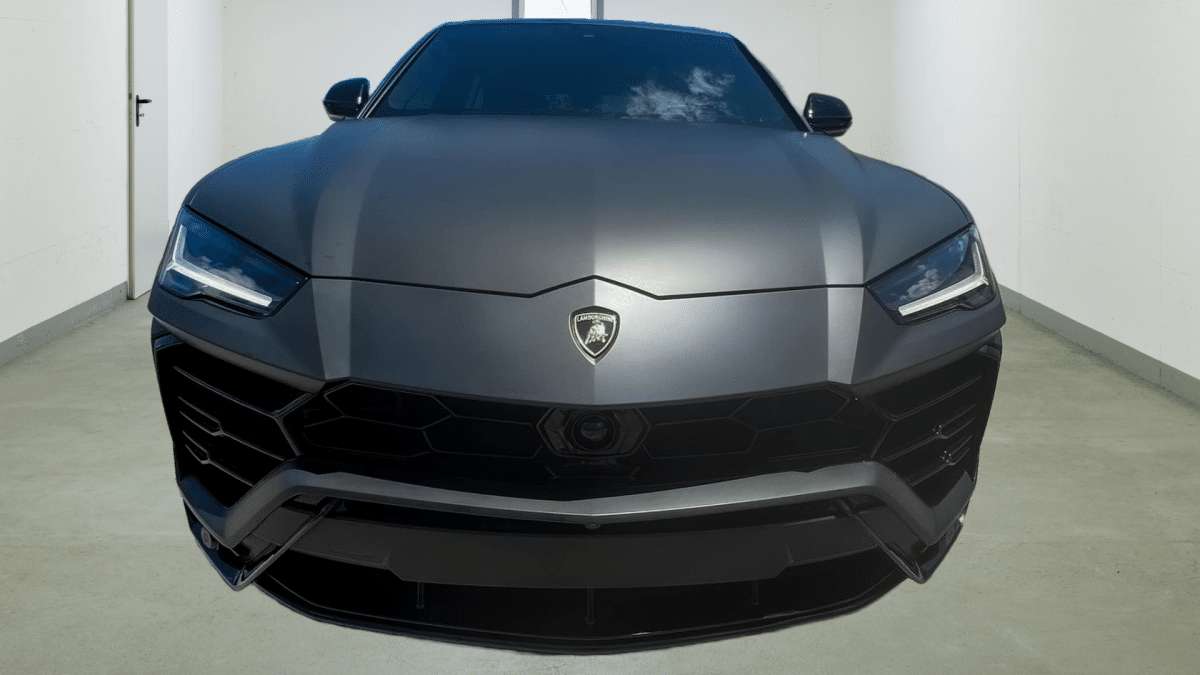 Lamborgini Urus - Tampa Auto Wraps